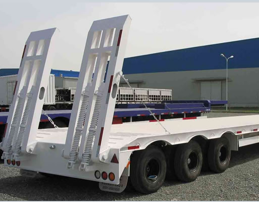 José Gálvez - Estructuras y Montaje | Semi Remolque 02